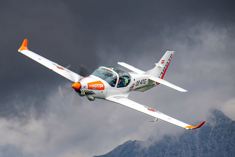 KF Aerospace, nuevo distribuidor exclusivo de Grob Aircraft en ...