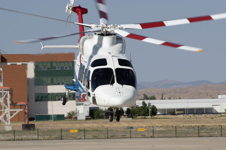 Turkish Aerospace entrega el cuarto helicóptero T625 Gökbey | América Vuela